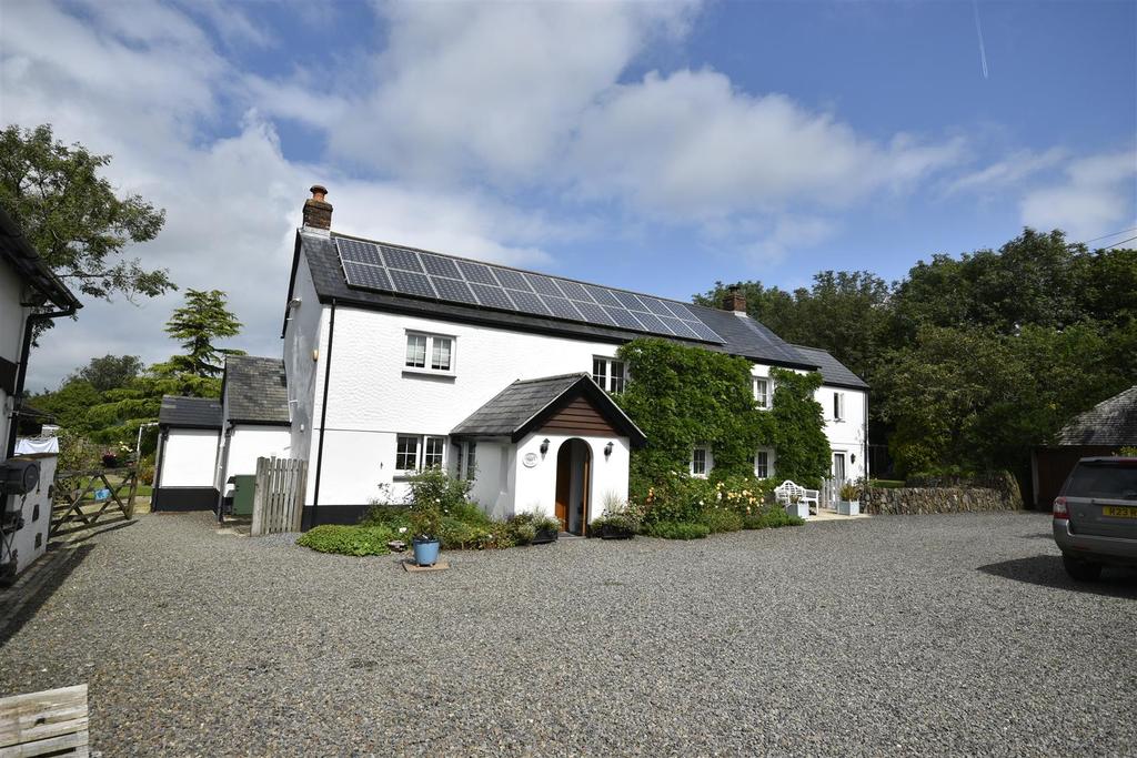 Roborough, Winkleigh 4 bed detached house - £995,000