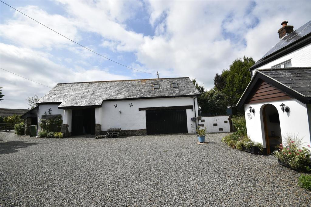 Roborough, Winkleigh 4 bed detached house - £995,000