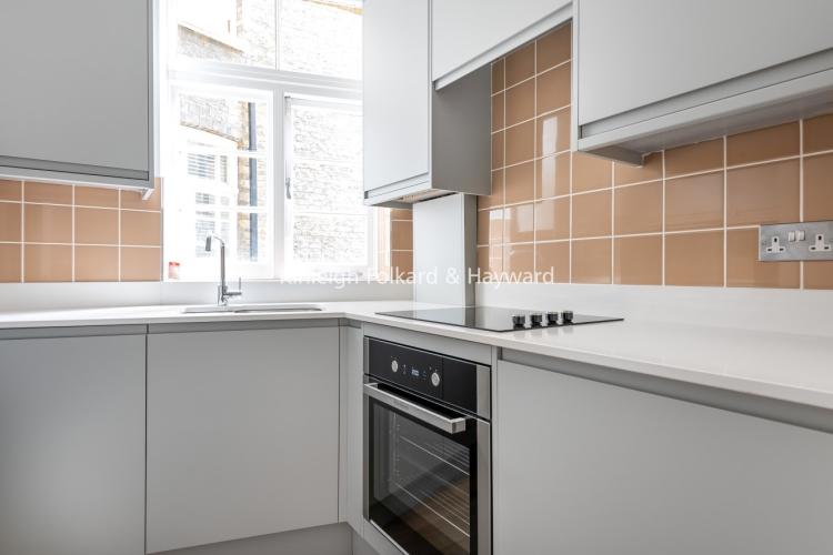 Portland Street London SE17 2 bed apartment - £1,350 pcm (£312 pw)