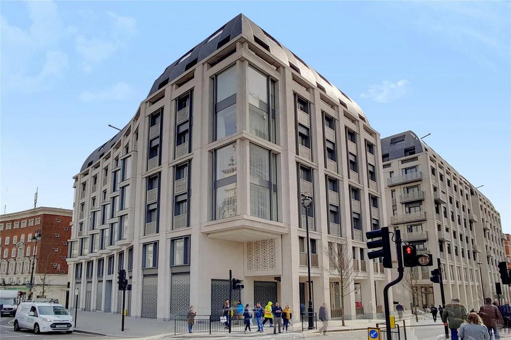 Strand, London, WC2R 2 bed apartment - £4,999 pcm (£1,154 pw)