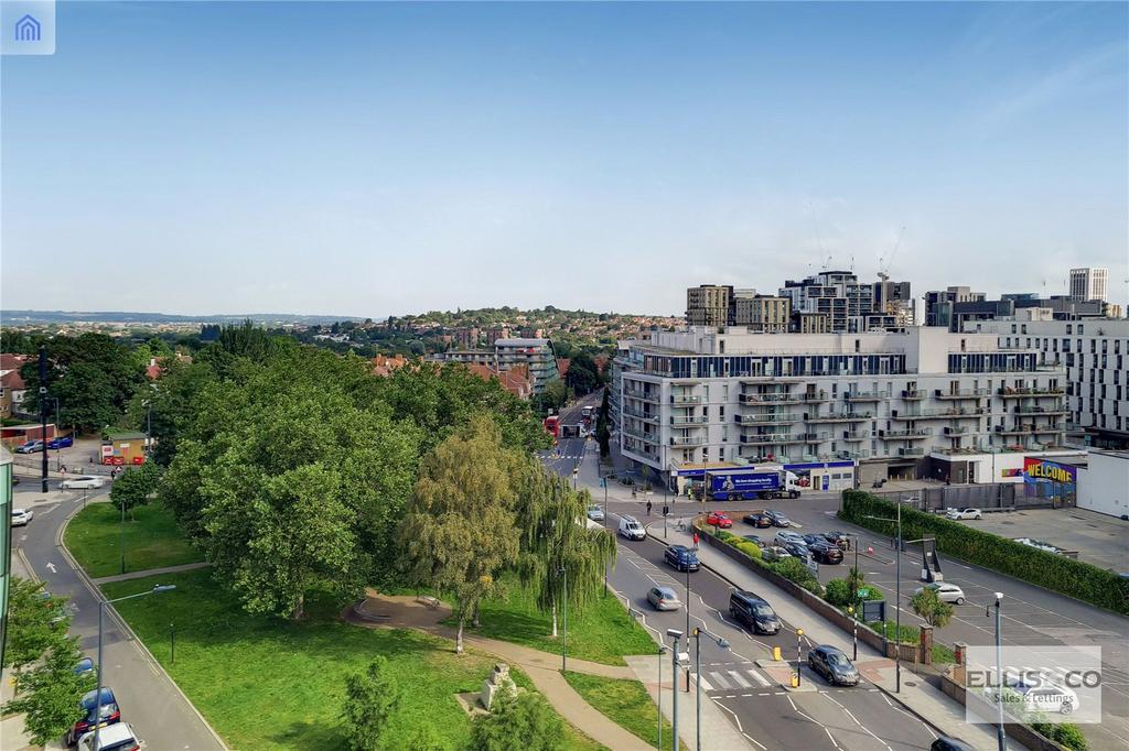55 Signia Court, Wembley Hill Road... 2 bed apartment - £2,400 pcm (£ ...