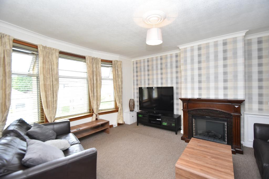 Arklet Road, Glasgow, G51 3XT 2 bed maisonette - £79,999