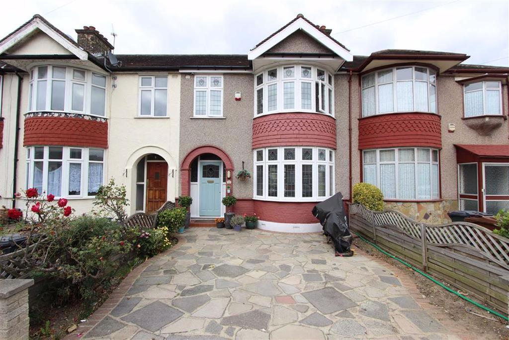 Stratton Drive, Barking, Essex, IG11 4 bed house - £550,000