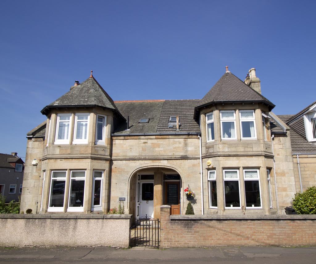 VICTORIA STREET, LARKHALL ML9 3 bed terraced house - £269,000