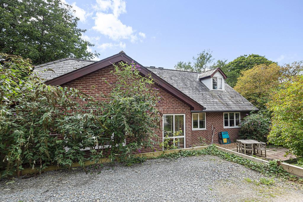 Whitton, Powys, LD7 5 bed detached house - £425,000