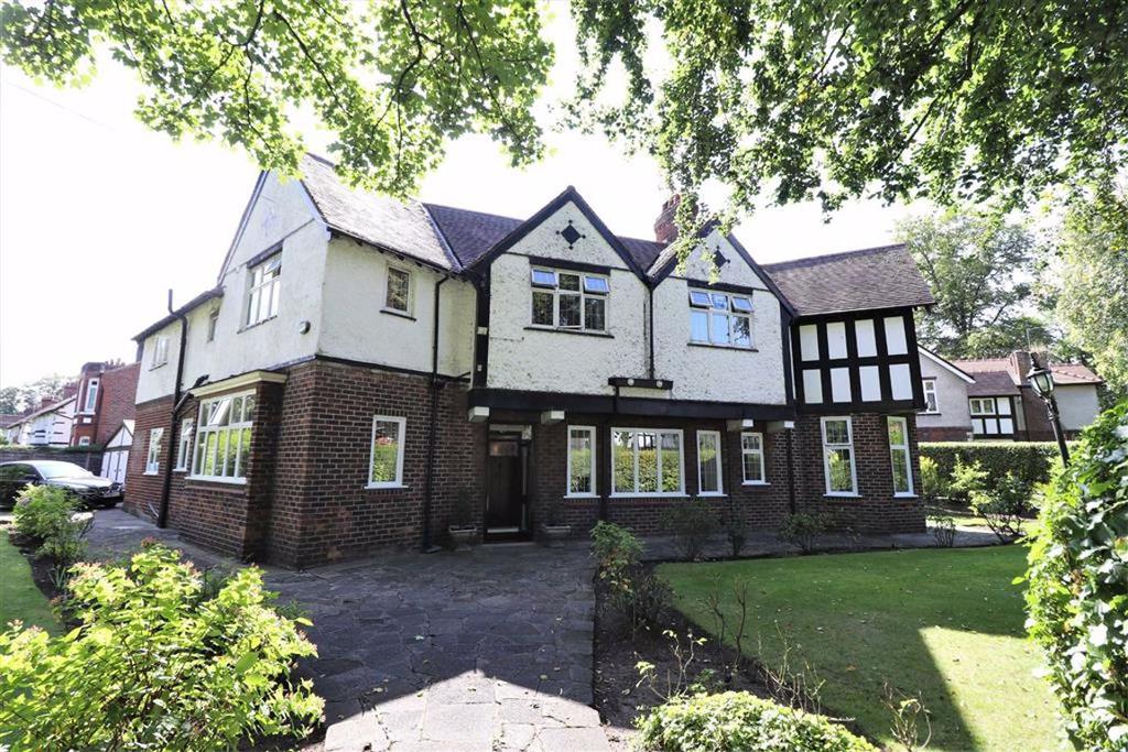 Manor Drive, Chorlton, Manchester, M21 7 bed detached house - £950,000