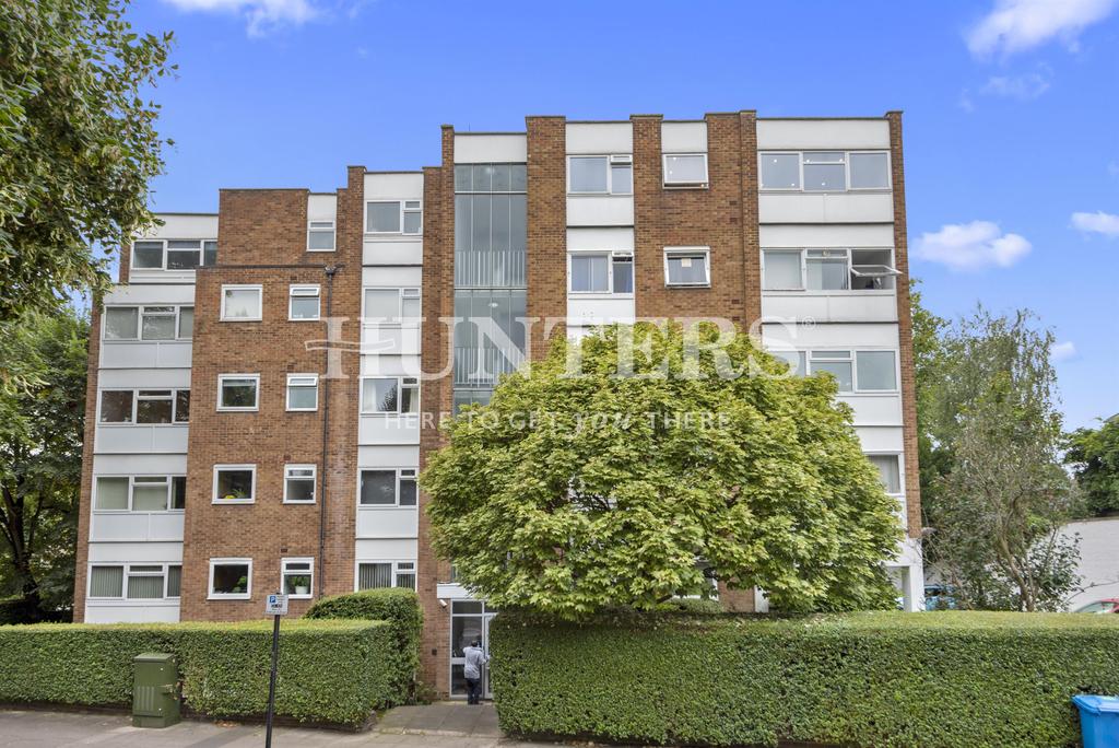 Acol Road, London, NW6 3 bed flat - £900,000