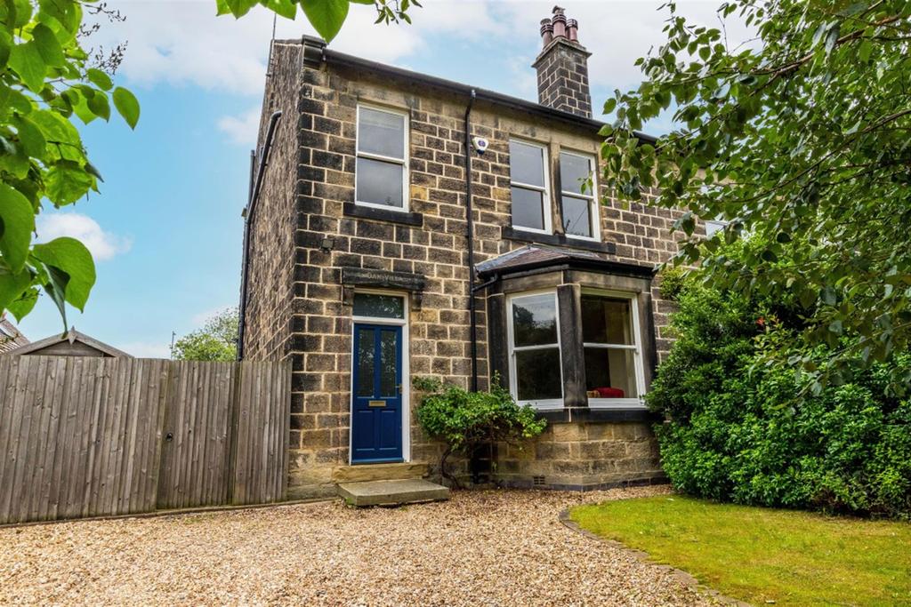 Calverley Lane, Horsforth, LS18 4 bed semi-detached house - £550,000