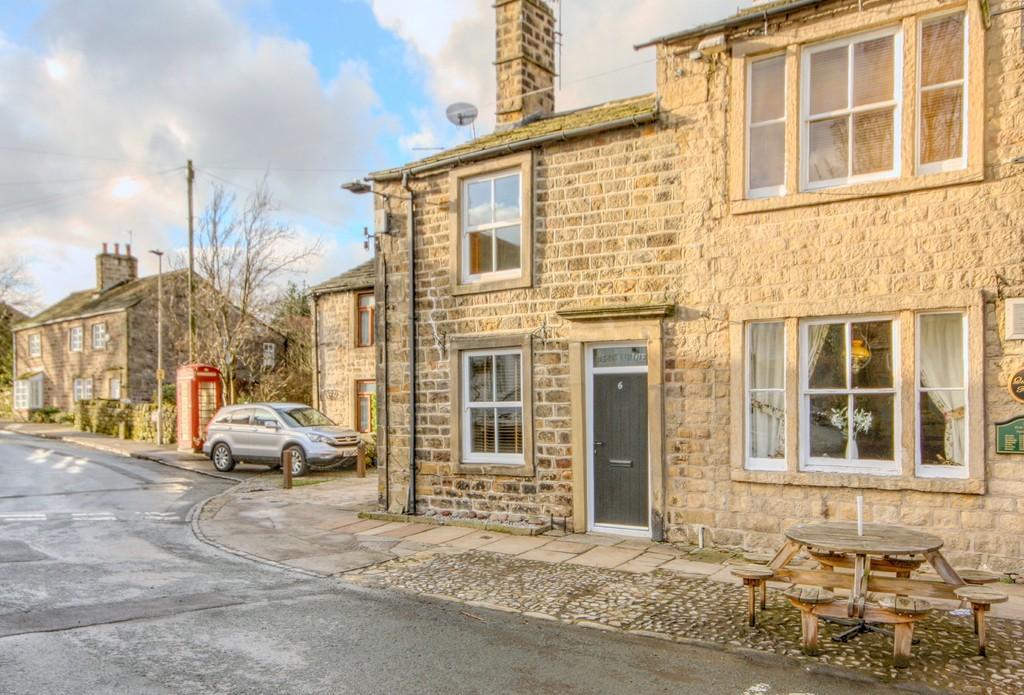 Elm Tree Square, Embsay 2 bed cottage - £625 pcm (£144 pw)
