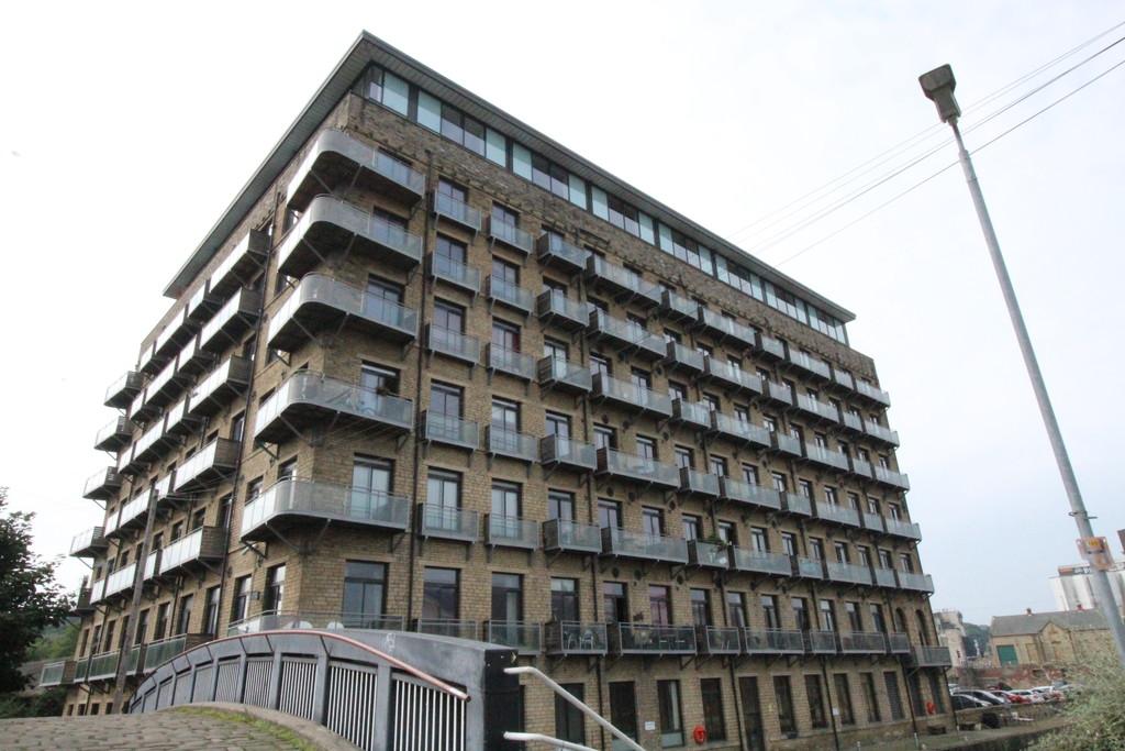 46 Mill Royd Mill, Brighouse Studio - £500 pcm (£115 pw)