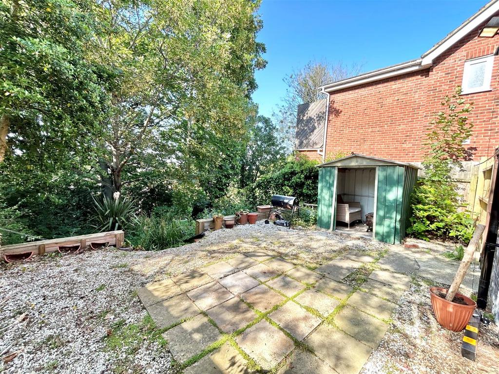 Belstead Road, Ipswich 3 bed semi-detached house - £1,100 pcm (£254 pw)