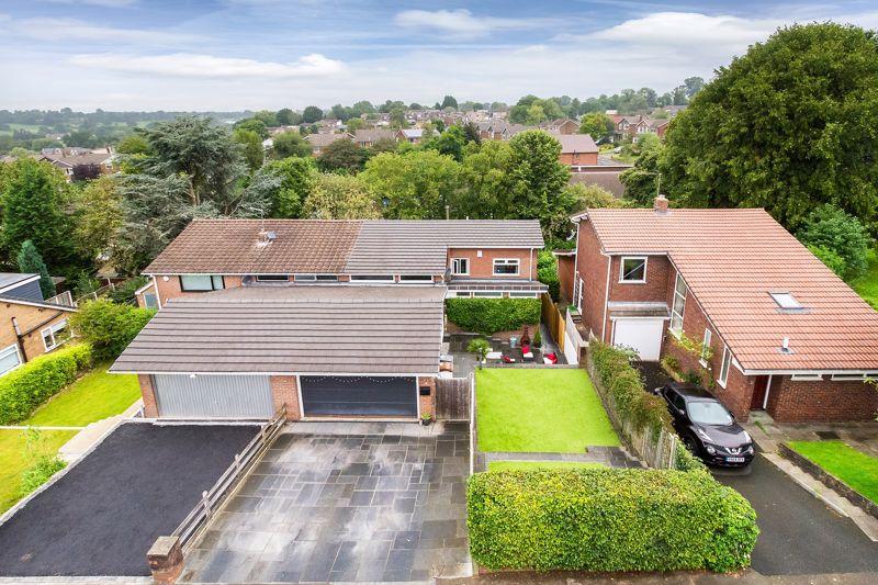 Foster Road, Congleton 4 bed semi-detached house - £325,000