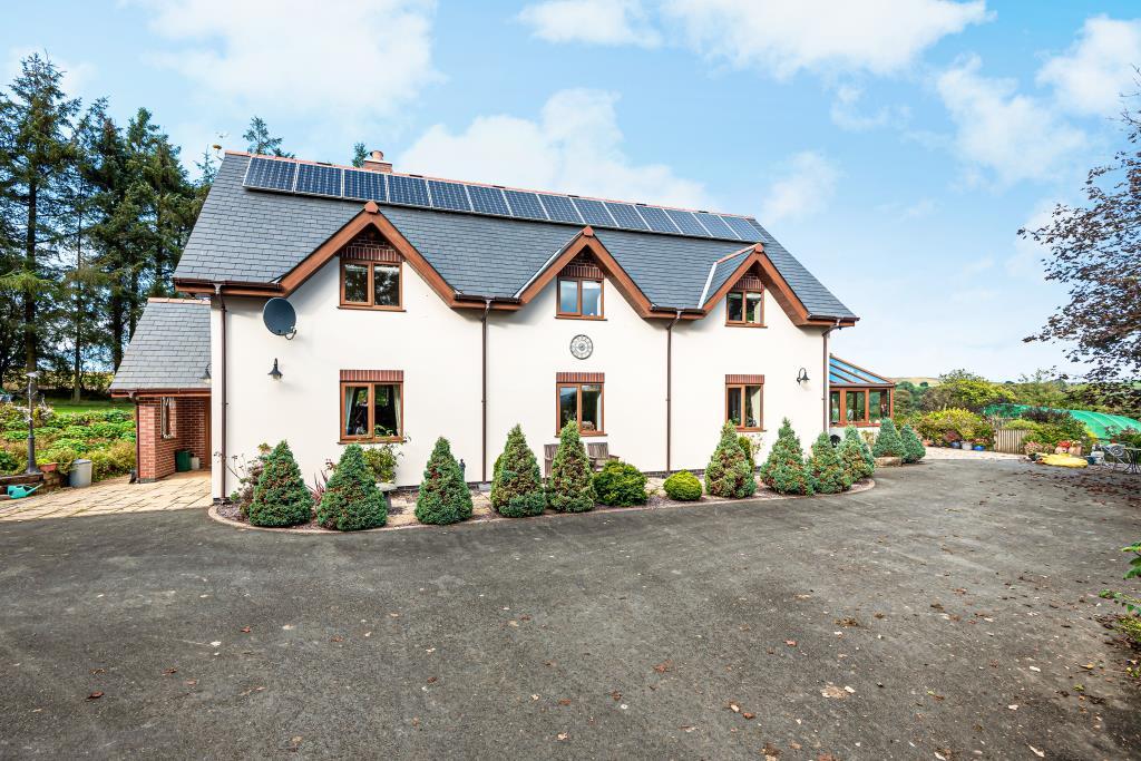 Llanbister Road, Llandrindod Wells, ... 3 bed detached house - £825,000