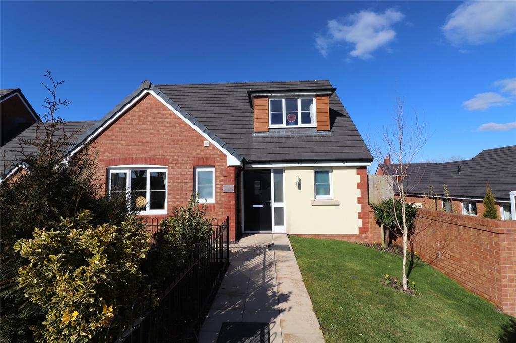 Bee Meadow, North Road, South Molton... 3 bed bungalow - £399,995