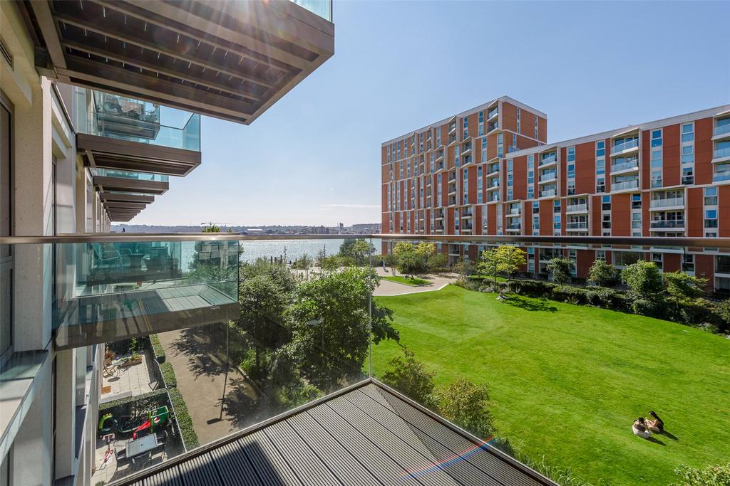 Kelson House, Royal Wharf, Royal... 1 bed apartment - £425,000