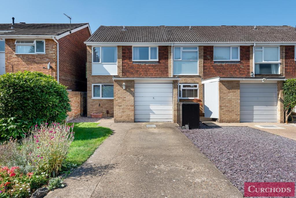 Vincent Drive, Shepperton, TW17 3 bed end of terrace house - £475,000