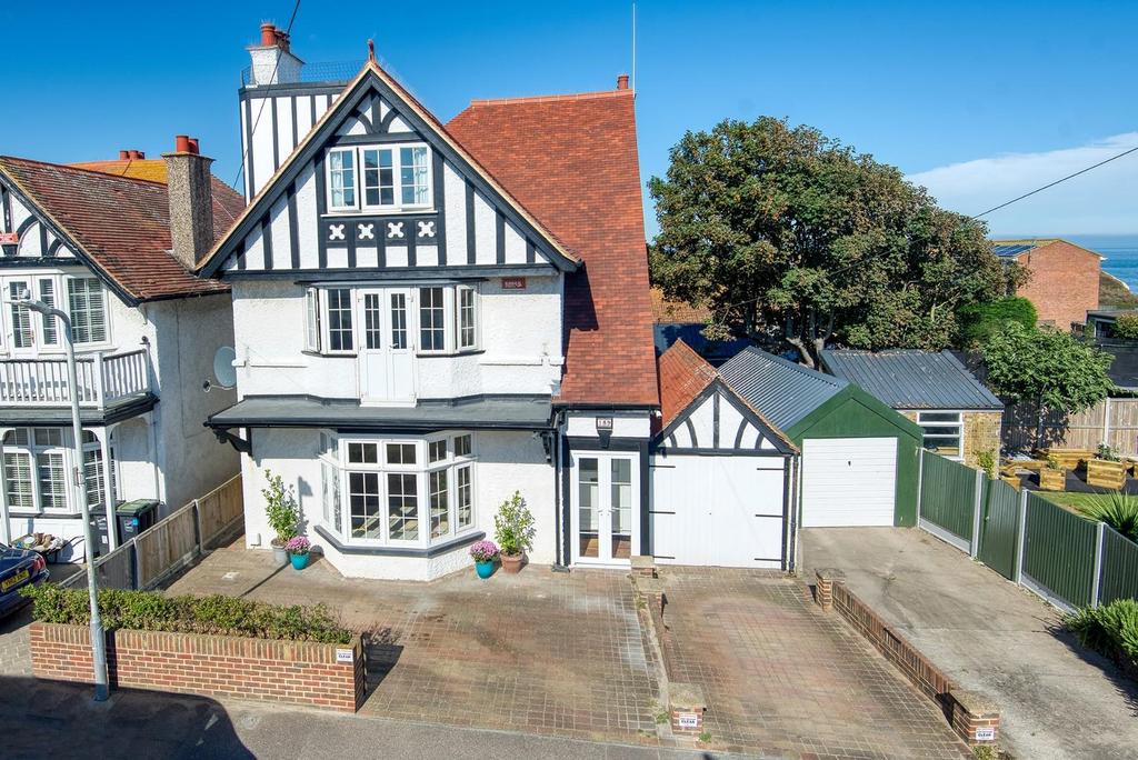 Percy Avenue, Broadstairs 5 bed detached house - £775,000