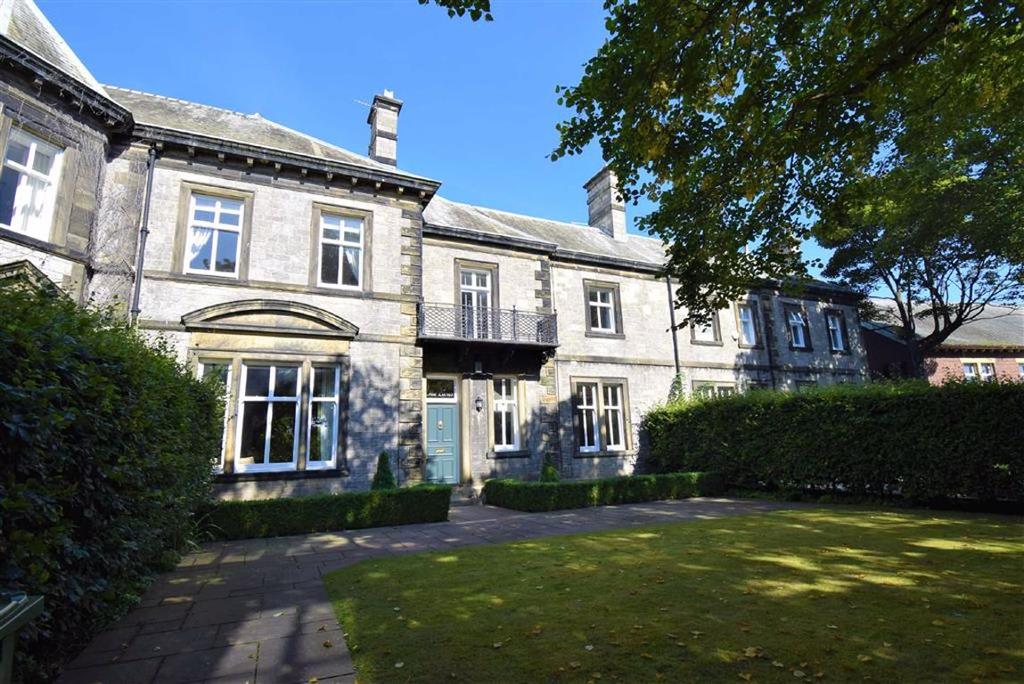 Front Street, Whitburn 4 bed terraced house - £849,950