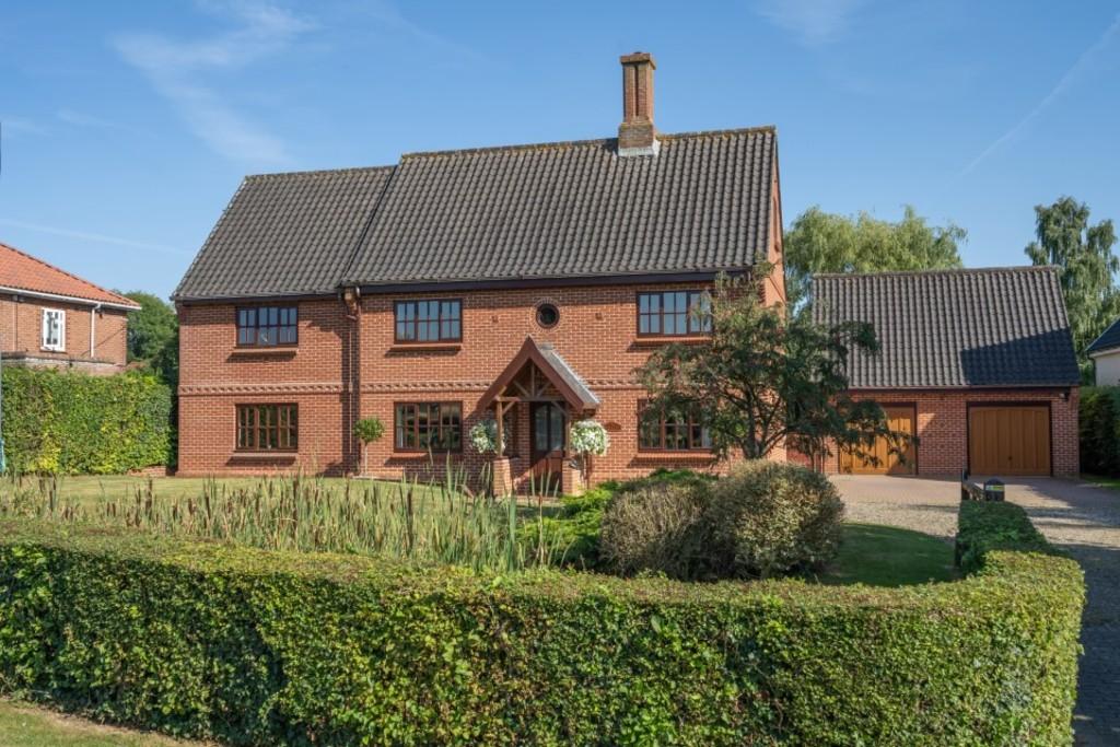 Carleton Rode 5 bed detached house - £750,000