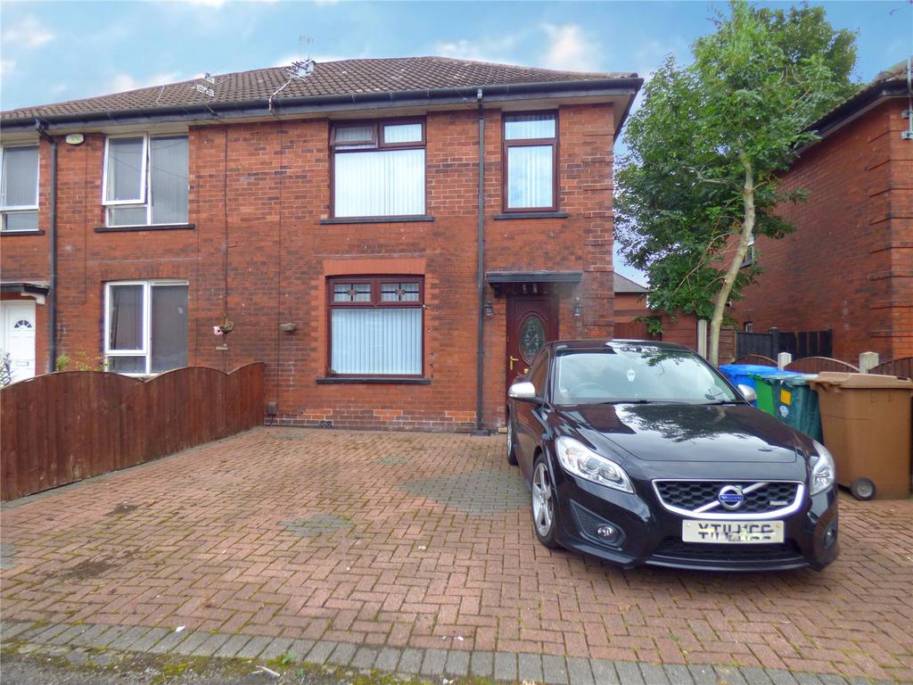 Denver Road, ROCHDALE, OL11 3 bed semi-detached house - £150,000
