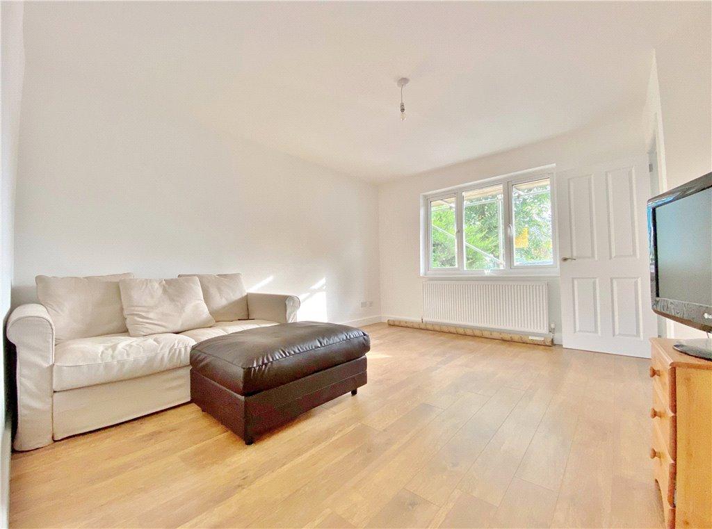 Cobbett Road, Twickenham, TW2 3 bed end of terrace house - £554,950