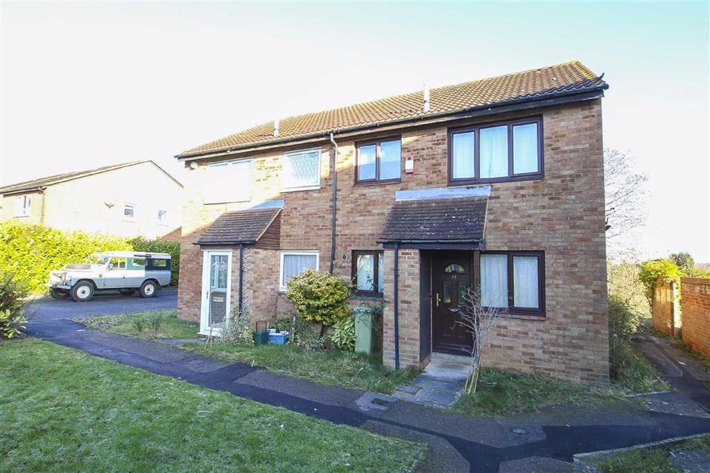 Clay Hill Two Mile Ash Milton Keynes 1 Bed Terraced House £825 Pcm