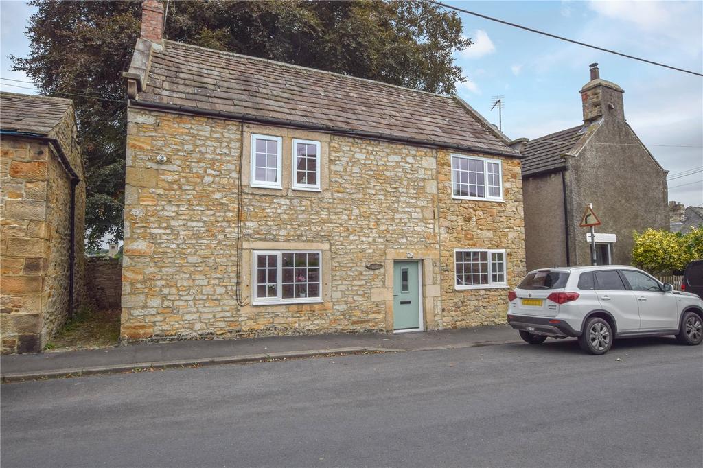 Low Startforth Road, Barnard Castle... 3 bed detached house - £250,000