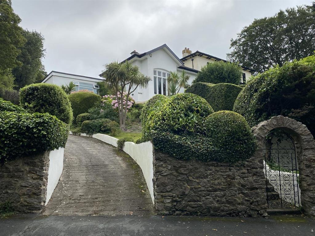Higher Erith Road, Torquay 3 bed semi-detached house - £495,000