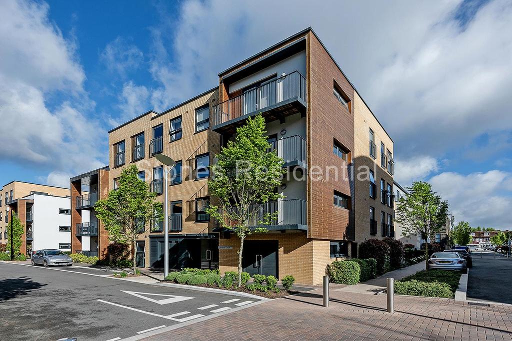 Stanmore Place 2 bed apartment - £465,000