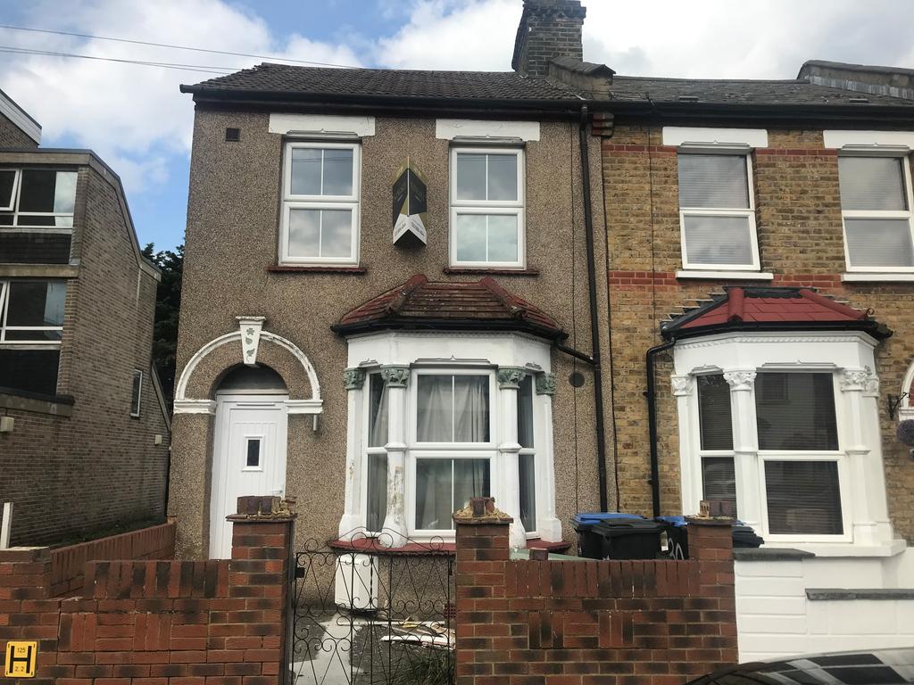 Hendon Road, N9 3 bed end of terrace house - £1,650 pcm (£381 pw)