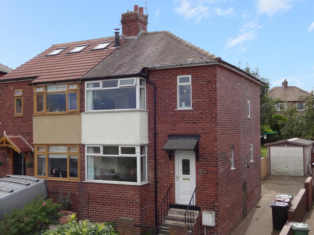 Calverley Lane, Bramley 3 bed semi-detached house - £215,000
