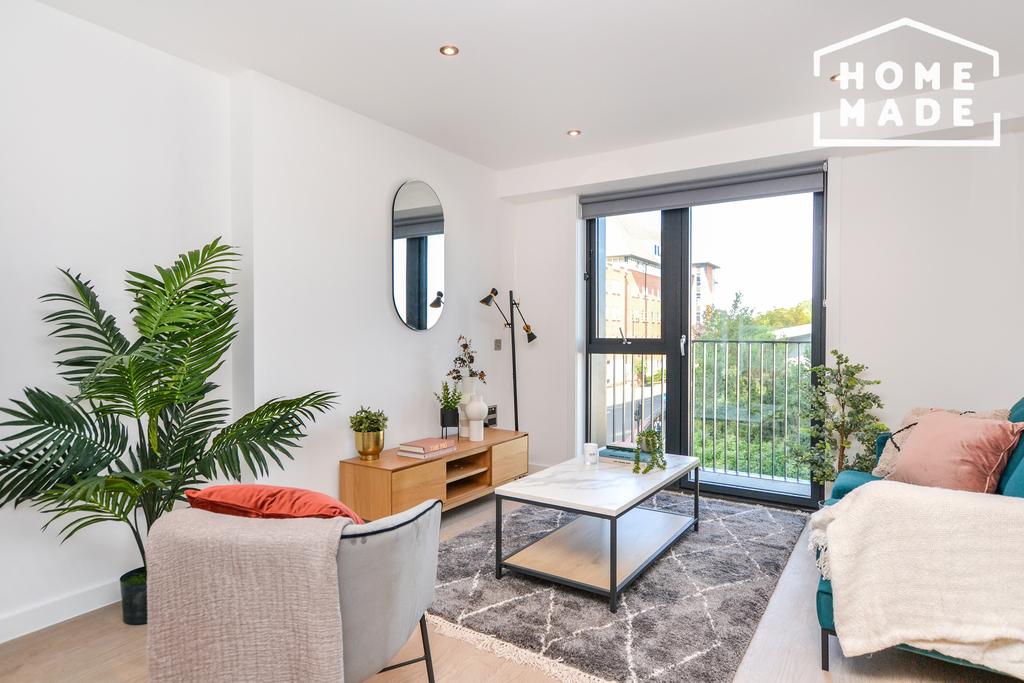 Sienna House, Sutton, SM1 1 bed flat - £1,315 pcm (£303 pw)