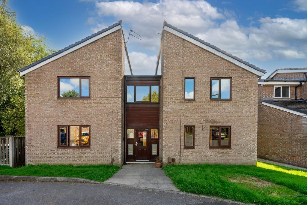 Rushey Field, Bolton, BL7 Studio - £65,000
