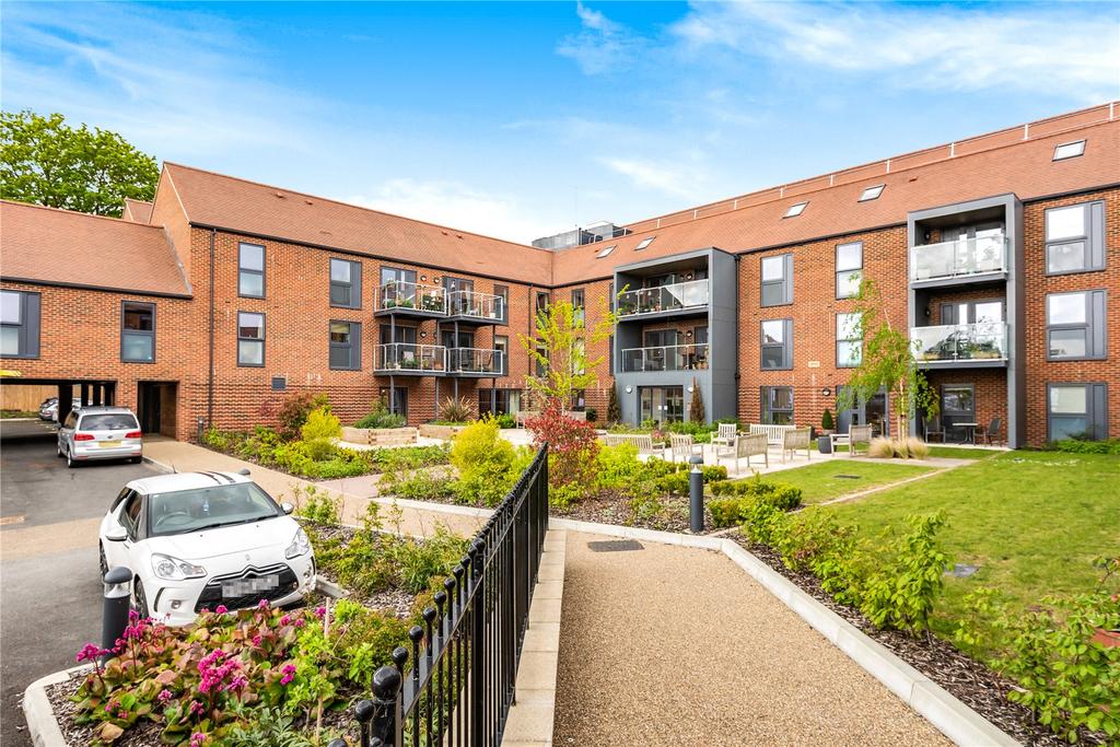 The Dean, Alresford, Hampshire, SO24 2 bed apartment - £480,000