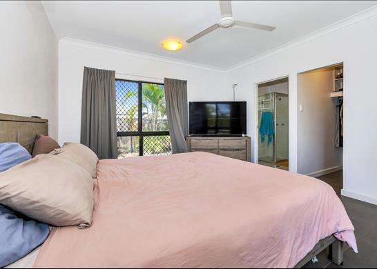 4 Delissaville Place, ROSEBERY, NT 0832 3 bed house