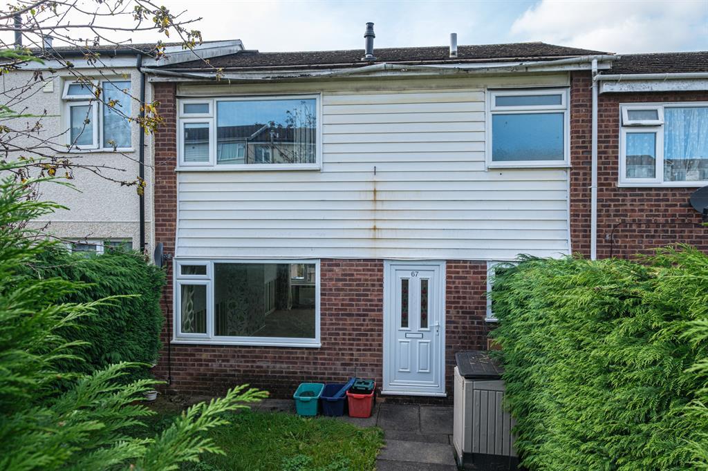 Trefonen Avenue, Llandrindod Wells... 3 bed terraced house - £125,000