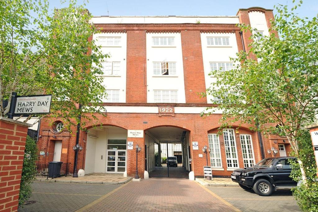Harry Day Mews, West Norwood 2 bed flat - £400,000