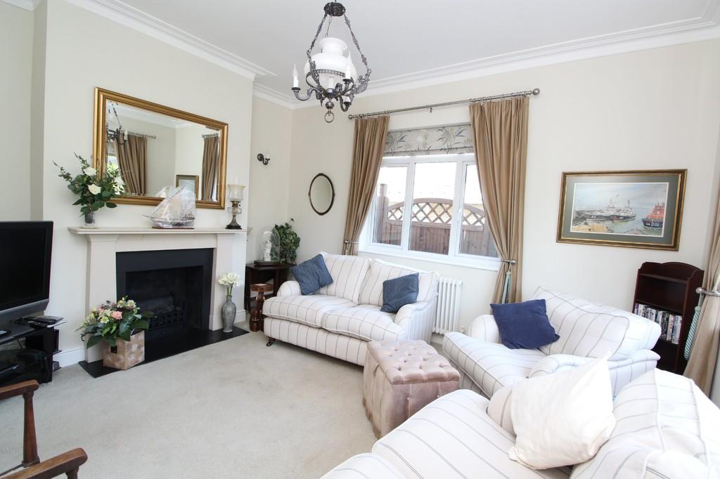 Station Road, Backwell 4 bed detached bungalow - £565,000