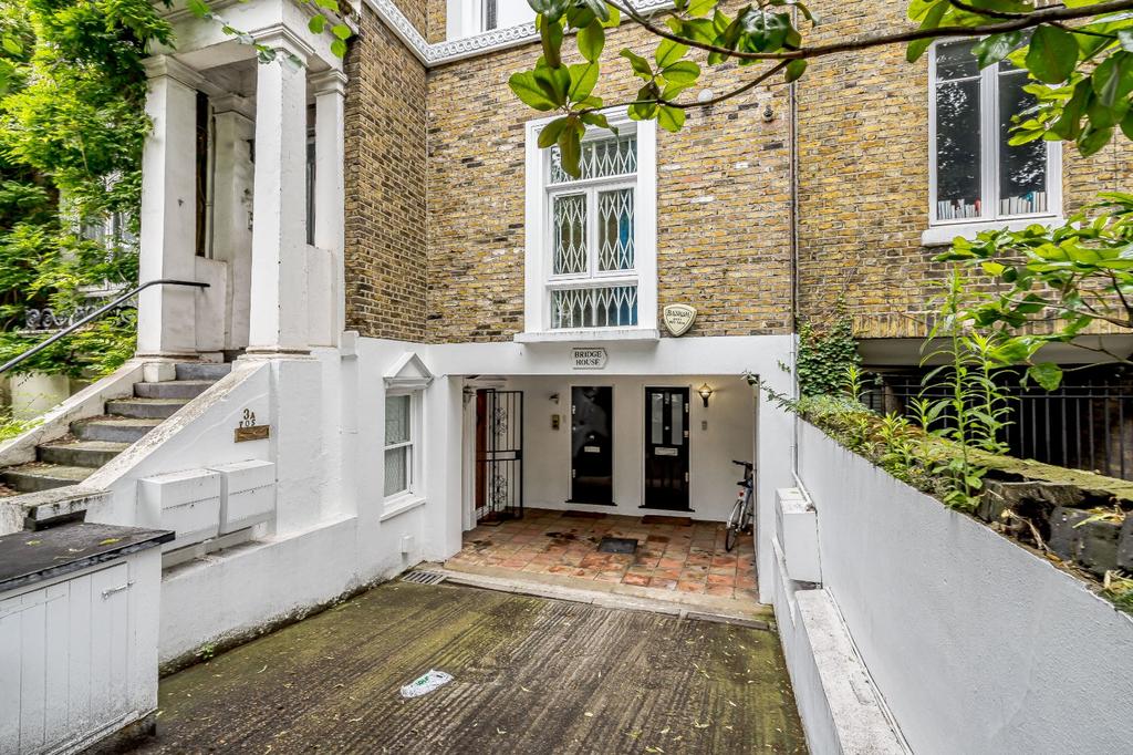 Edith Grove, Chelsea, London 2 bed property - £875,000