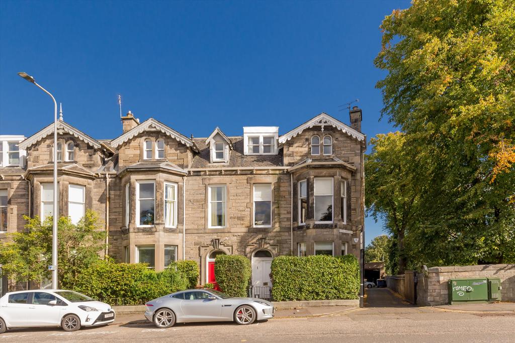 Ravelston Place, Edinburgh, EH4. 2 bed flat - £495,000