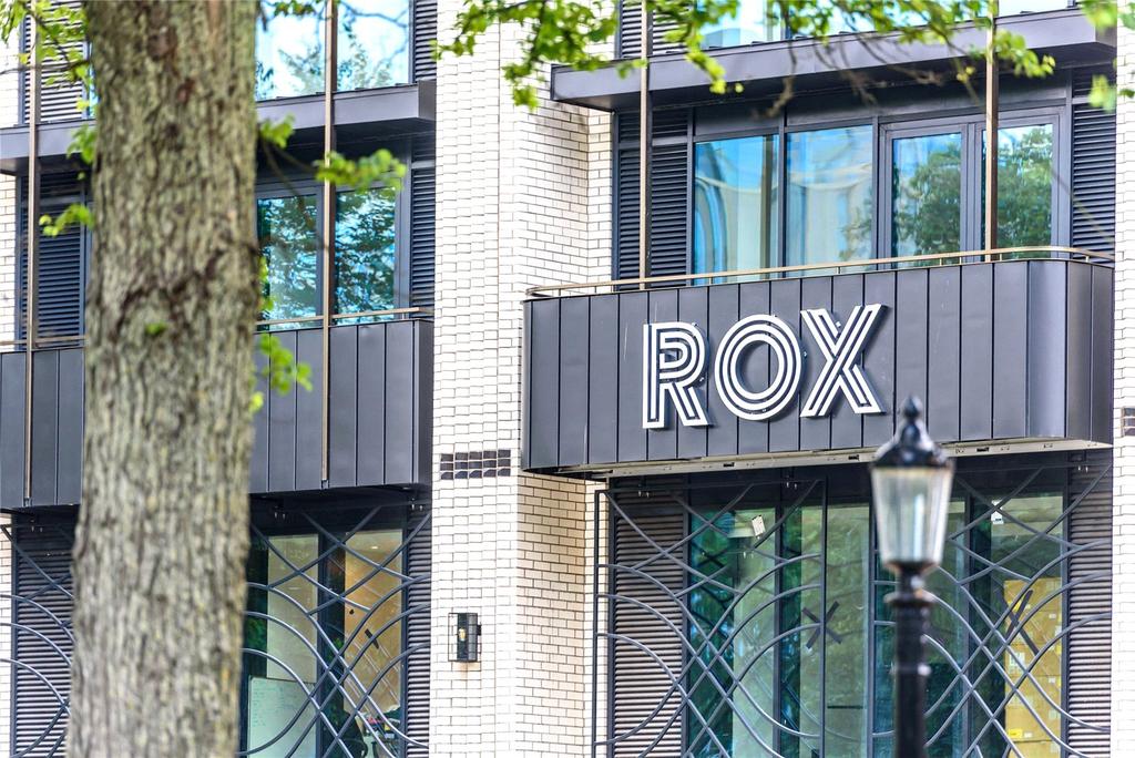 ROX Brighton, 12 Gloucester Place, BN1 1 bed apartment - £415,000