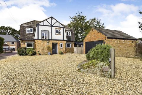 Houses for sale in Burghfield Common | OnTheMarket