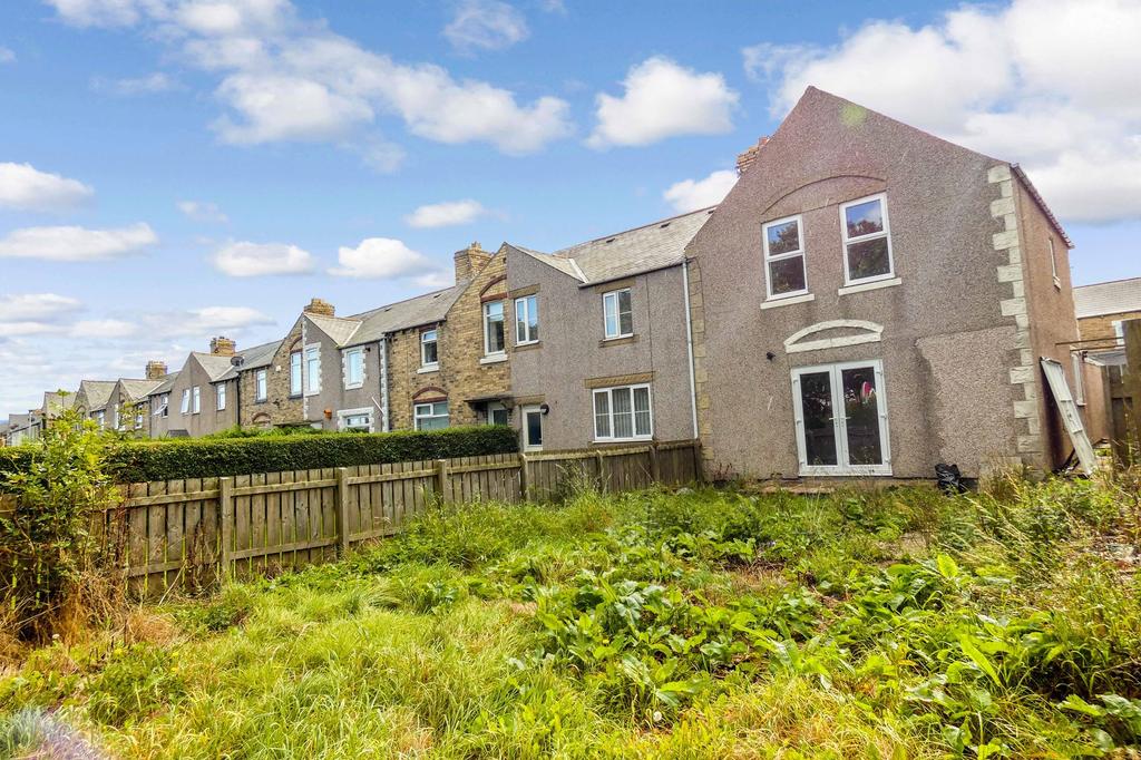 Ingleby Terrace, Lynemouth, Morpeth... 4 bed terraced house - £500 pcm ...