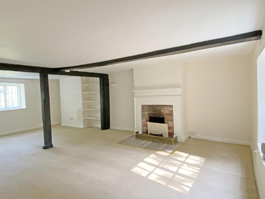 Stopham, Nr Pulborough, West Sussex 4 bed detached house - £750,000