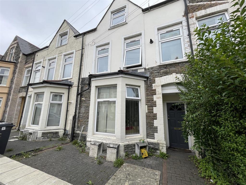 Gordon Road, Cardiff 1 bed flat - £625 pcm (£144 pw)
