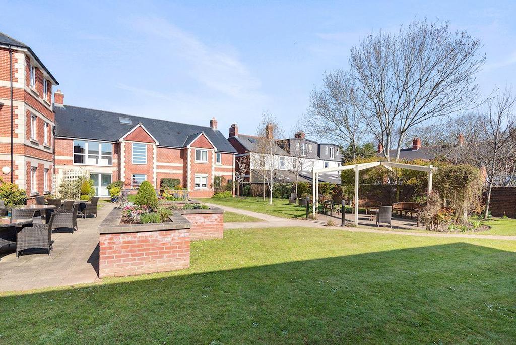 Thomas Court, Marlborough Road, Cardiff, Glamorgan, CF23 5EZ 2 bed ...