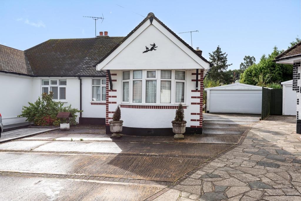 Copperfield Rise, Addlestone, KT15 2 bed semi-detached house - £435,000