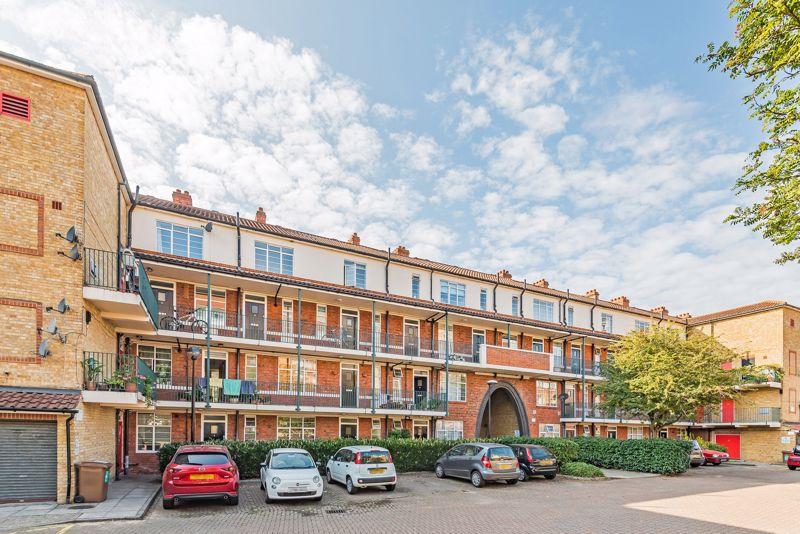 Odessa Street, Rotherhithe SE16 2 bed maisonette - £389,950