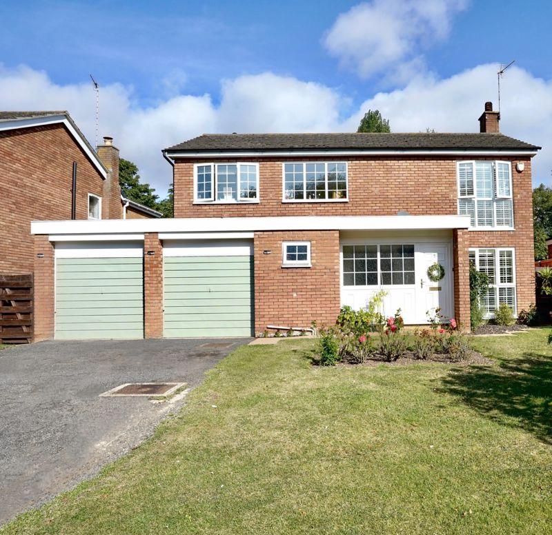 Parsons Drive, Ellington, Huntingdon. 4 bed detached house - £500,000