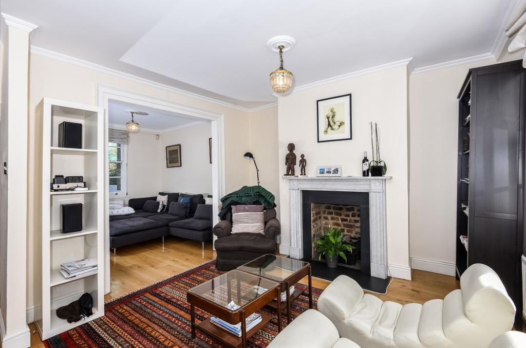Halton Road Islington N1 3 bed house - £3,200 pcm (£738 pw)